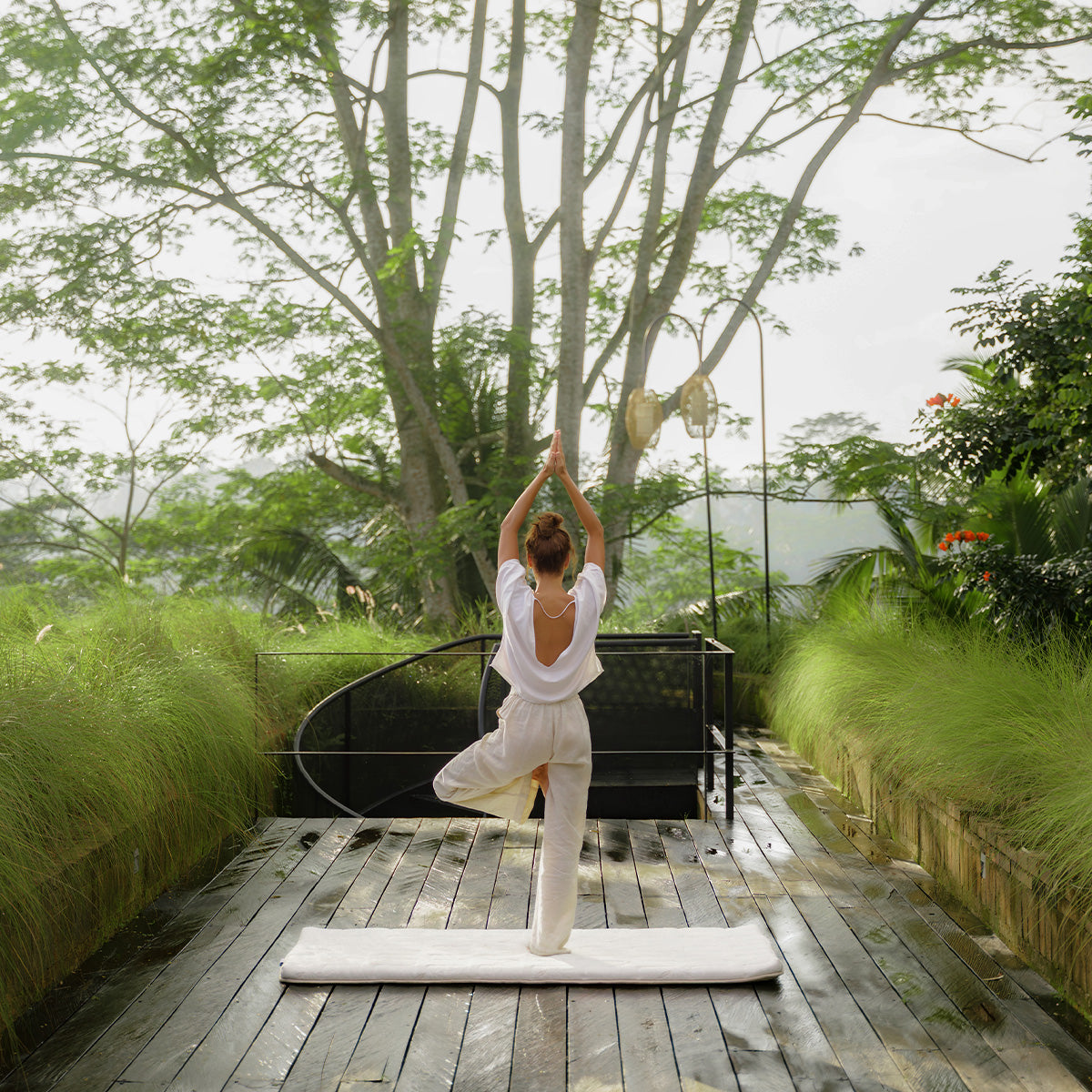 Plush & Supportive Meditation Mat | Heveya® Singapore