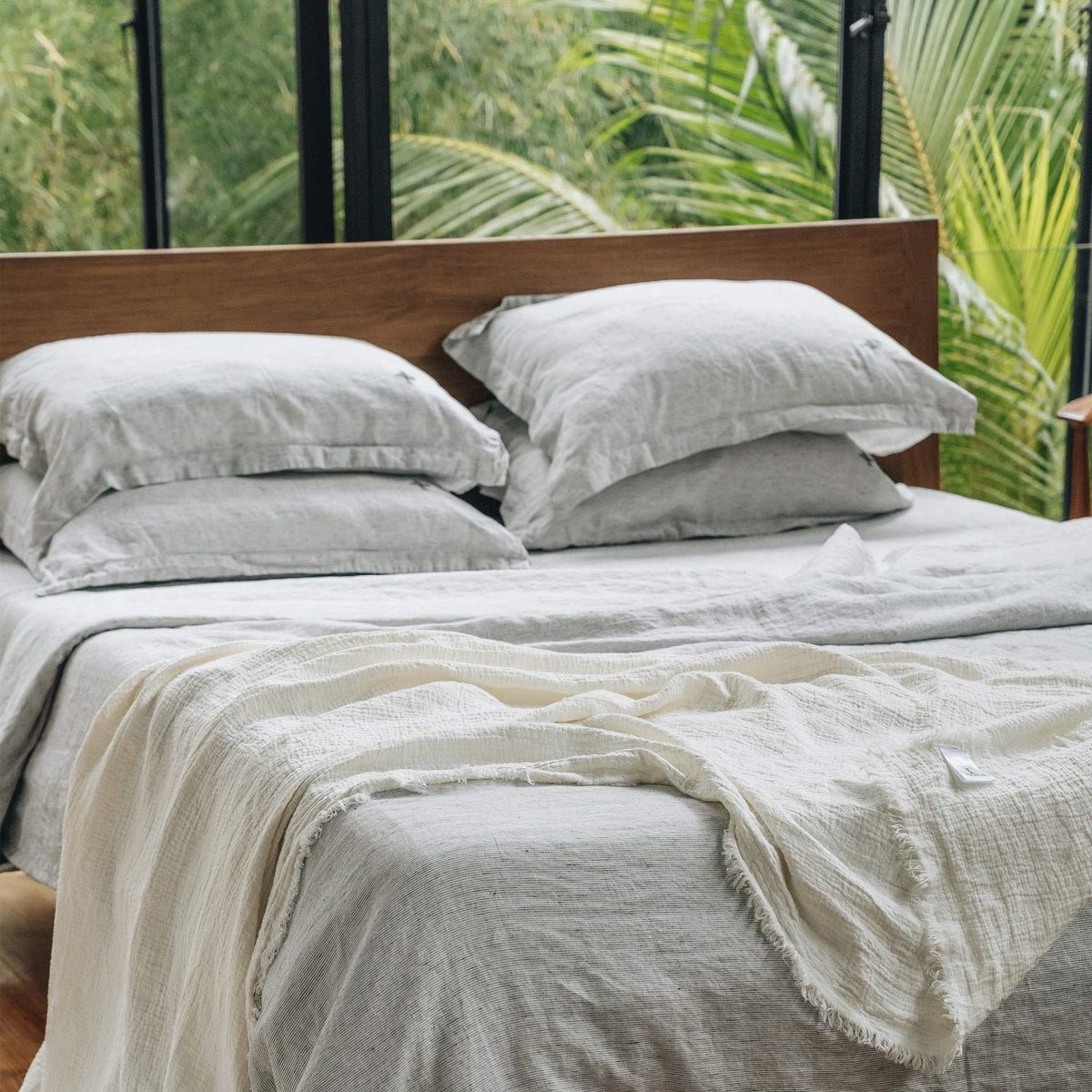 Double Linen Throw | Bedding Blanket | Heveya® Singapore